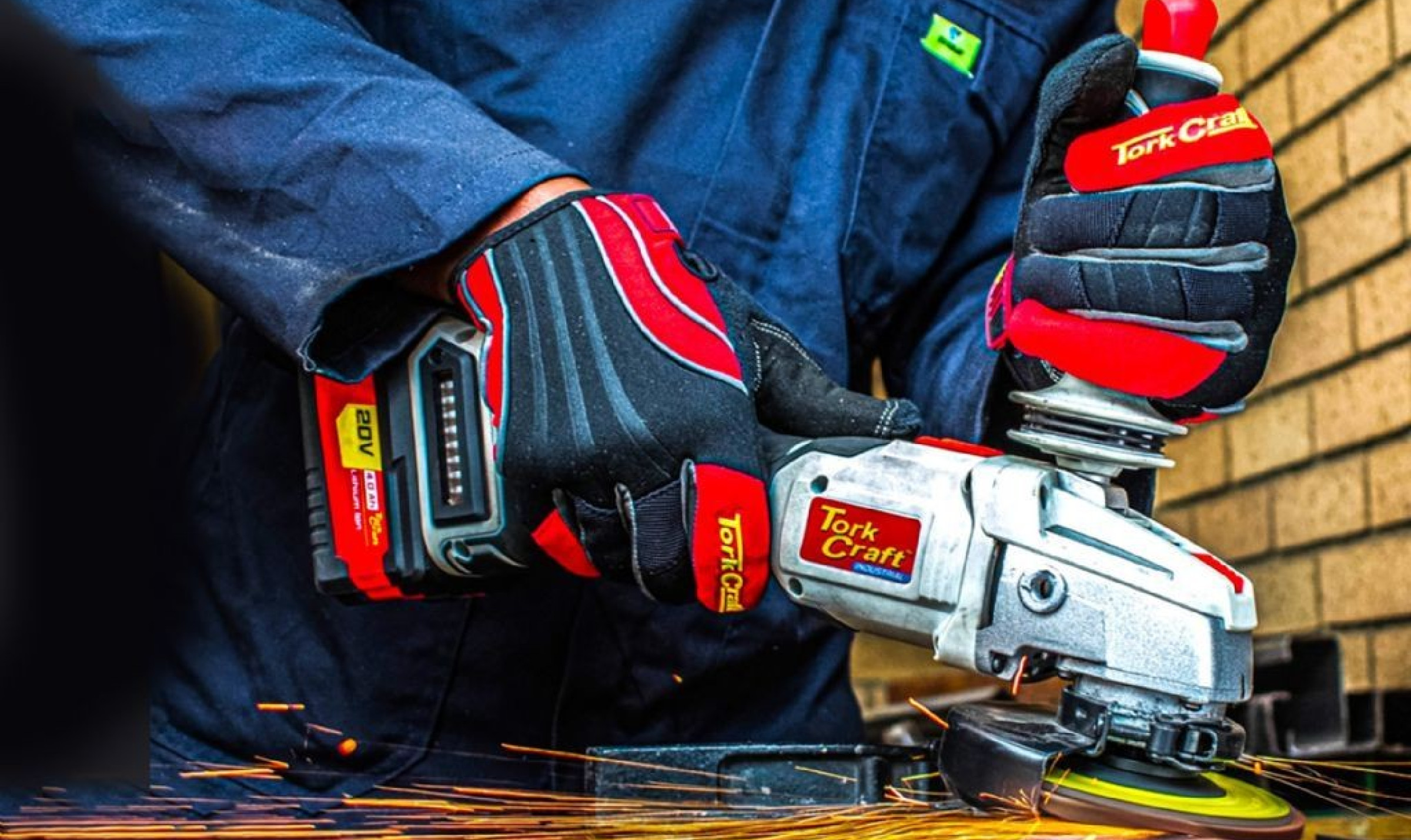 WIN A UNIQUE TORK CRAFT TOOL BOX